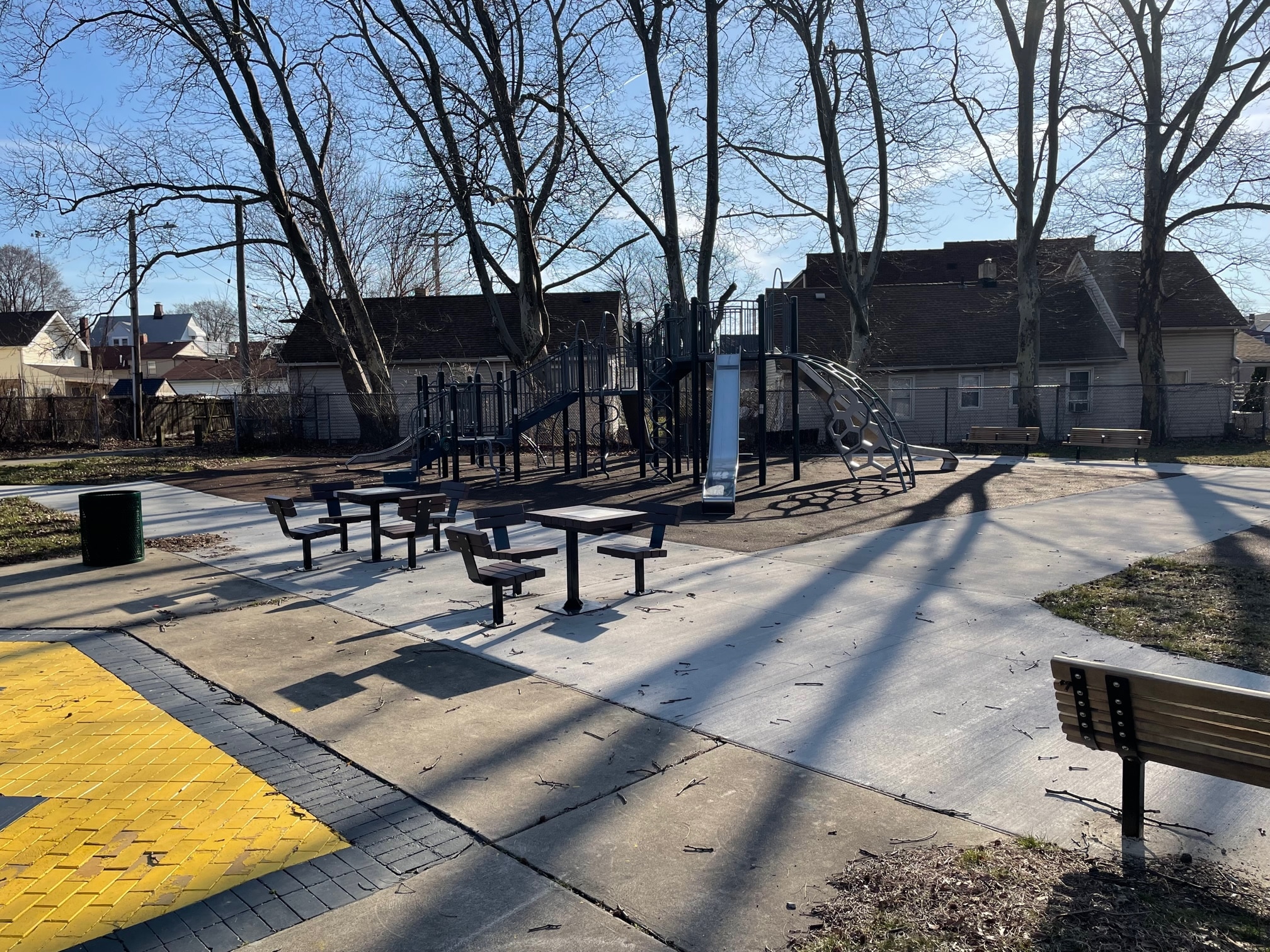 Community plans to bring youth baseball, farmers market to Roberto ...