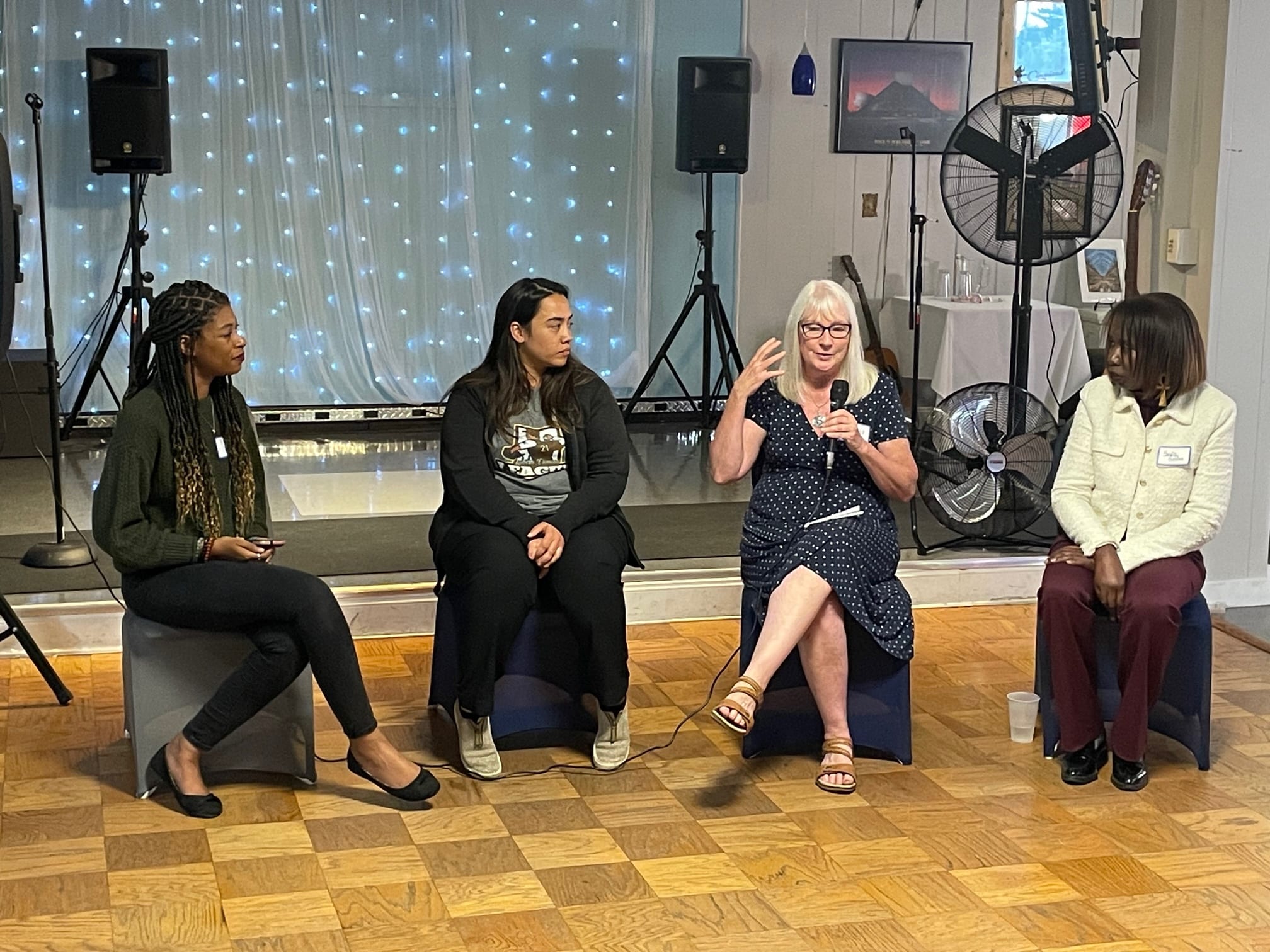 Community journalists, friends of The Land gather in Collinwood – The Land